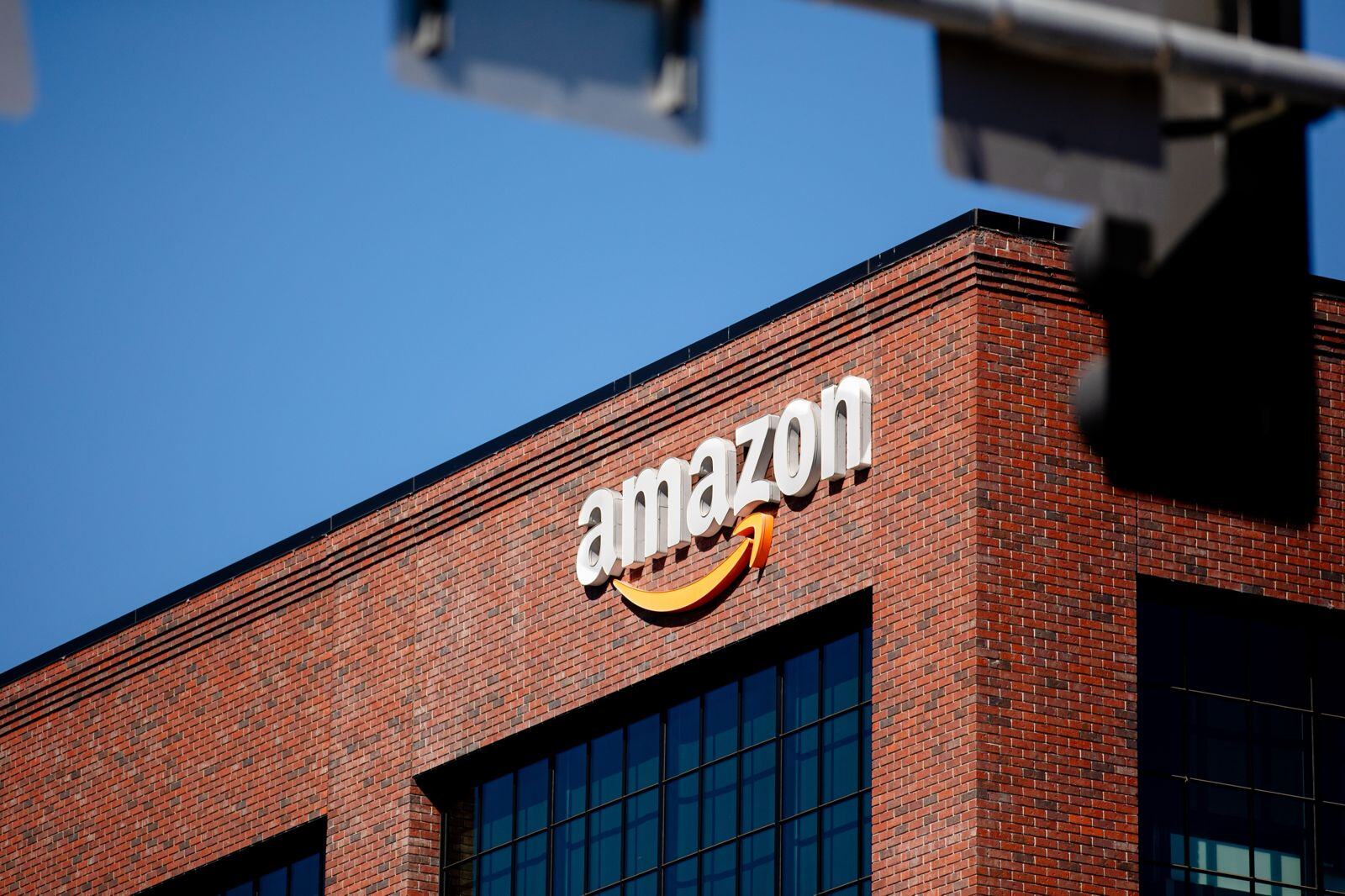 How to Join Amazon Influencer Program | Pickle